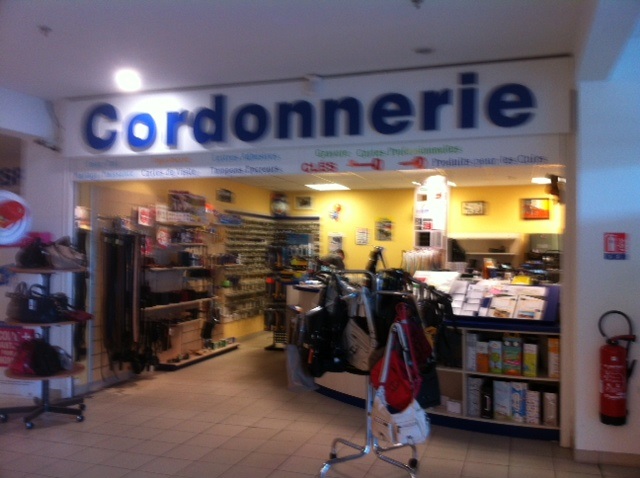 CORDONNERIE VILFEU | Shops
